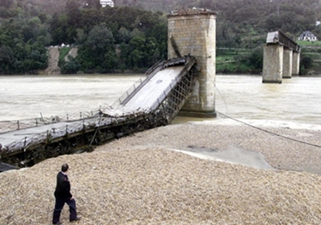 Ponte de Entre-os-Rios - XaviSub - Mergulhadores Profissionais
